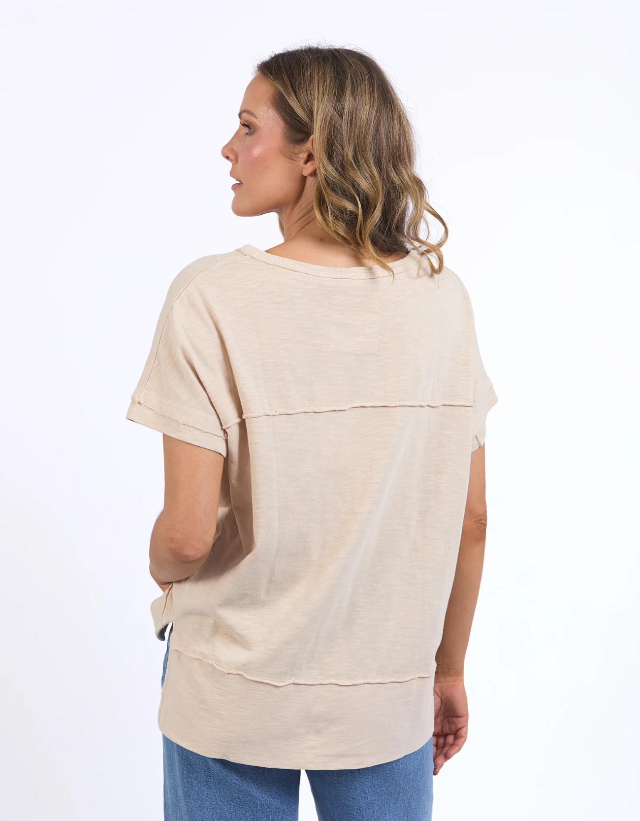 Allison Tee- Oat – Little Love Boutique